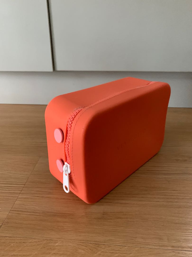 Viajecito Coral Splashkit, Women's Fashion, Bags & Wallets, Purses ...