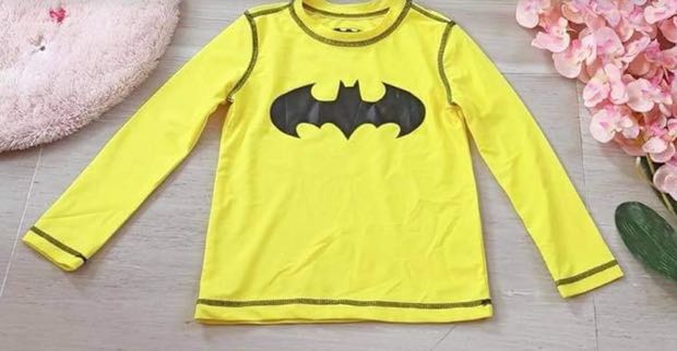 Batman 4T Rash guard, Babies & Kids, Babies & Kids Fashion on Carousell
