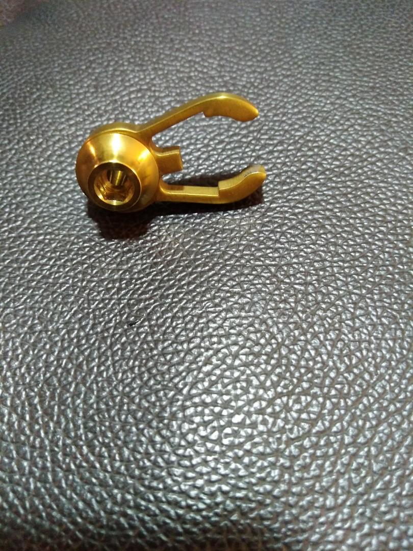 Brompton stem catcher, Everything Else on Carousell