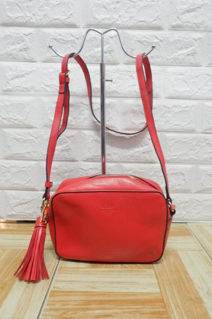 LAP Sling with Tassel, Women's Fashion, Bags & Wallets, Cross-body Bags ...