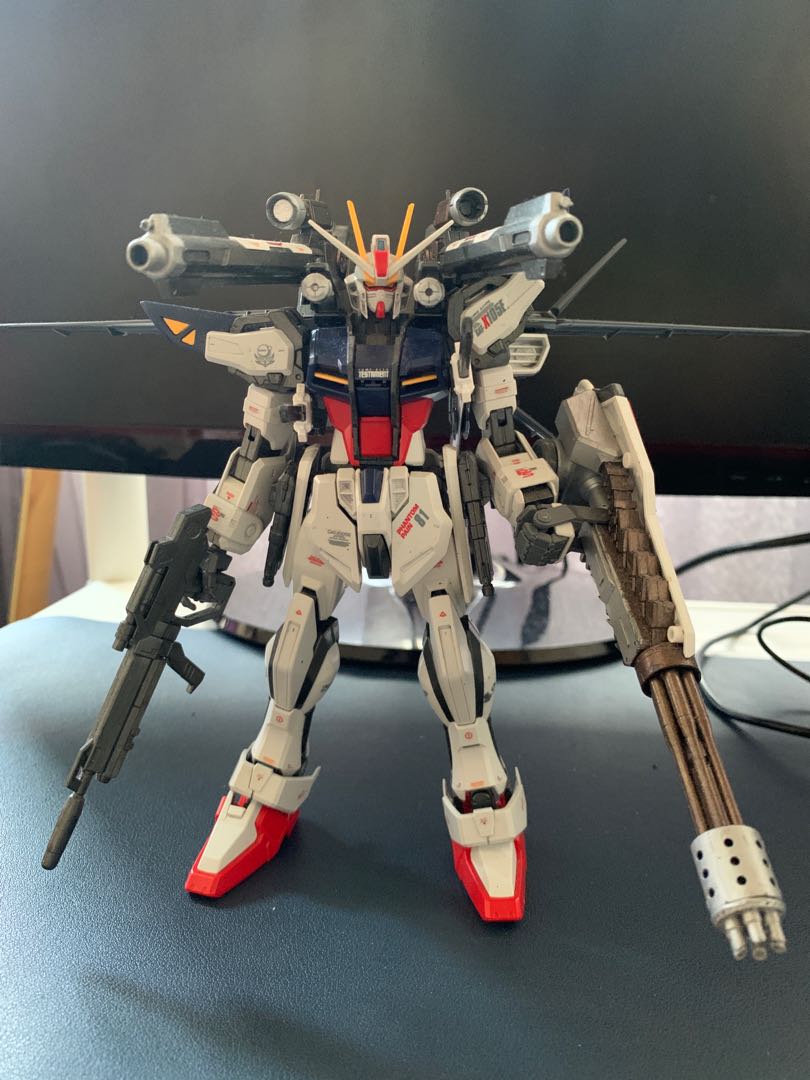 MG 1/100 Lukas Strike E Gundam + IWSP, Hobbies & Toys, Toys & Games on ...