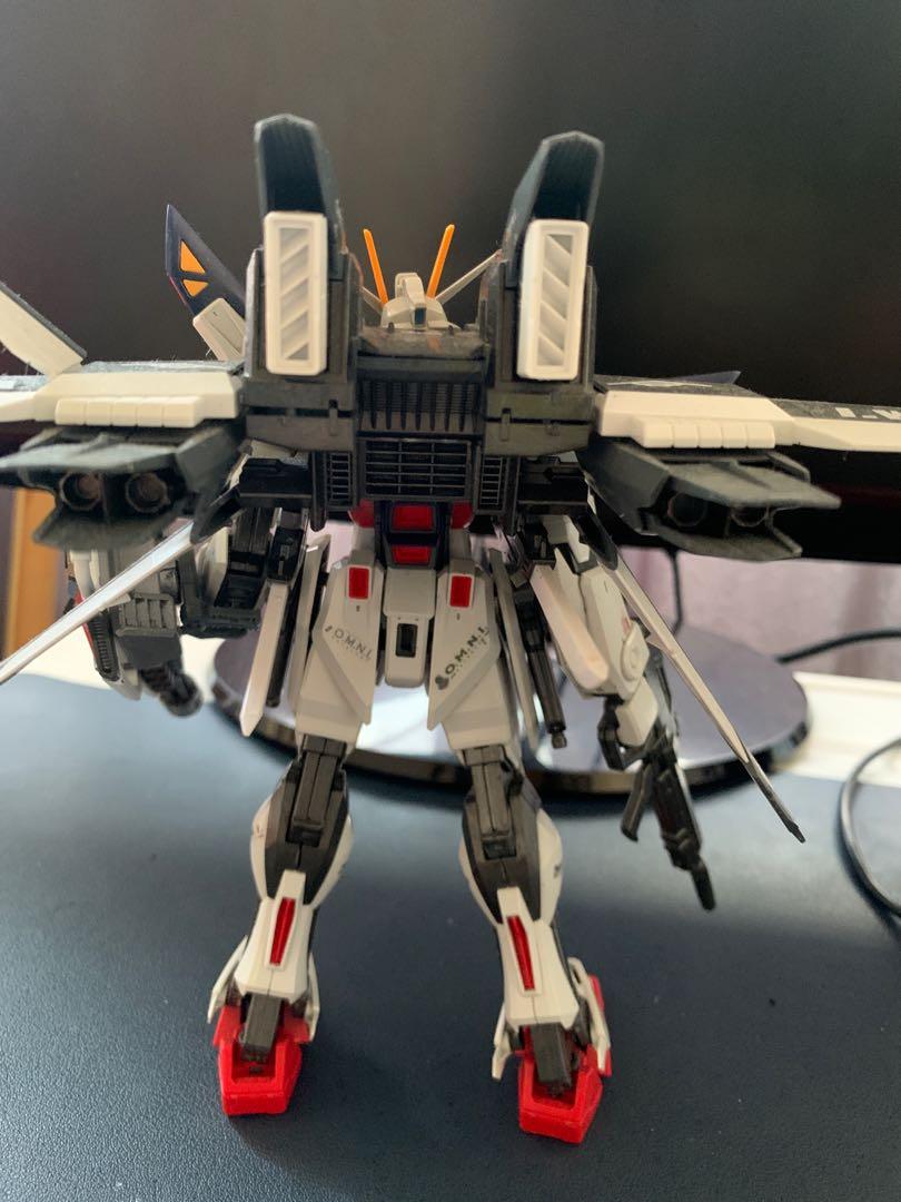 MG 1/100 Lukas Strike E Gundam + IWSP, Hobbies & Toys, Toys & Games on ...