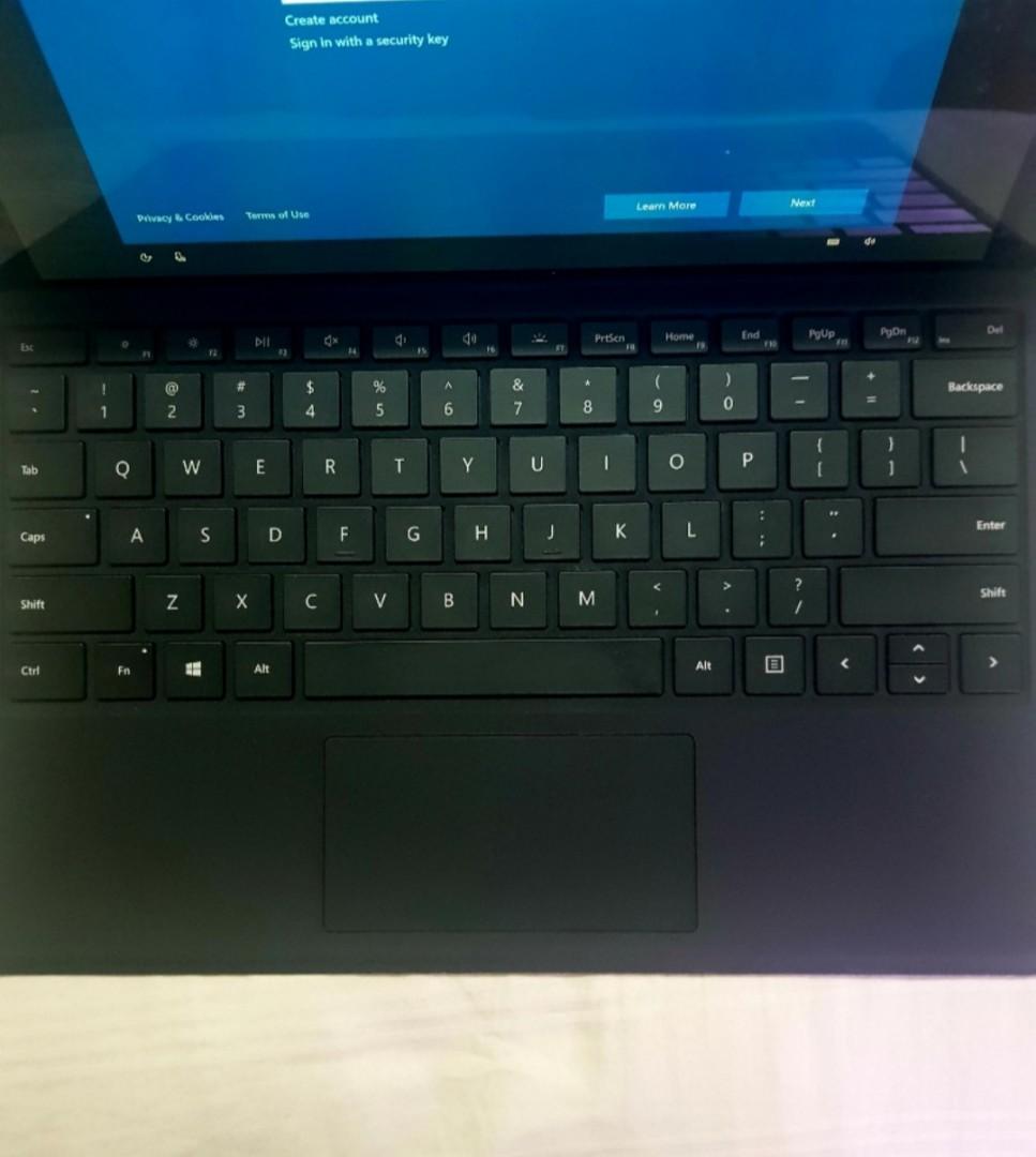 Microsoft Surface Pro 7 Black i7 / 16GB RAM / 256GB SSD + Keyboard ...