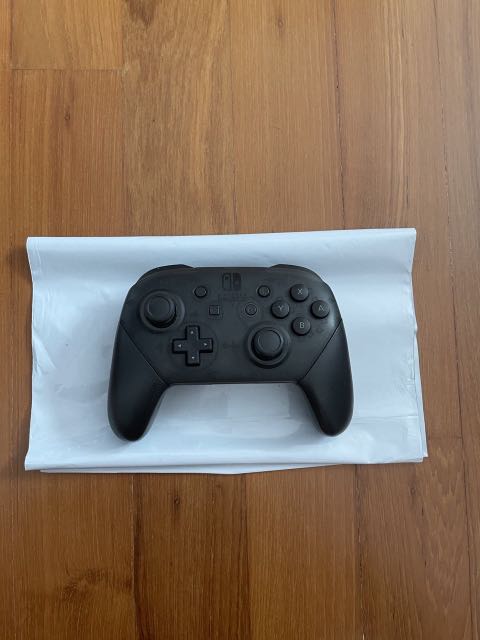 Nintendo Switch Official Pro Controller, Video Gaming, Gaming ...