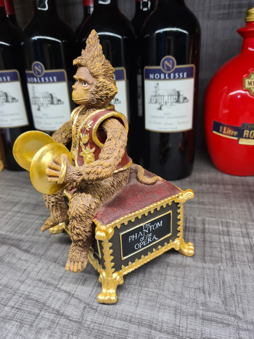 Phantom of the Opera Music Box, Hobbies & Toys, Memorabilia ...