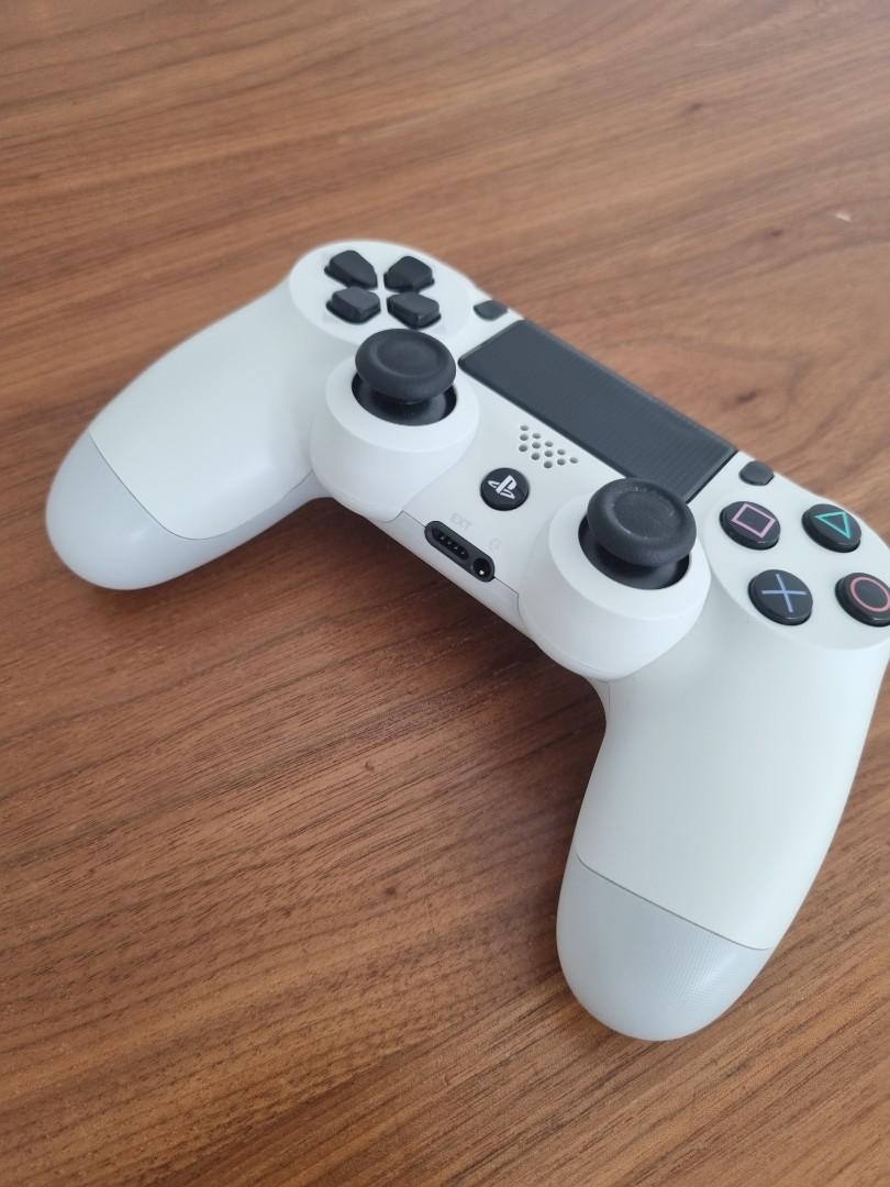 PlayStation 4 White / Controller / God of War STILL AVAILABLE!, Video Gaming, Video Game ...