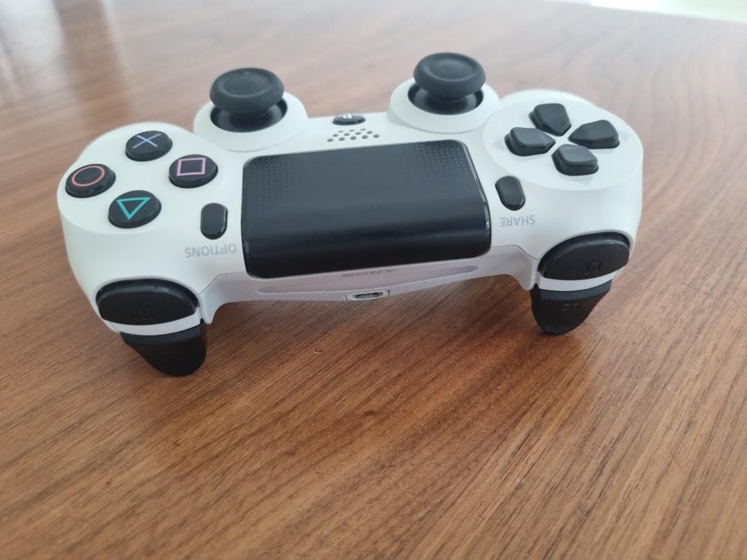 PlayStation 4 White / Controller / God of War STILL AVAILABLE!, Video Gaming, Video Game ...