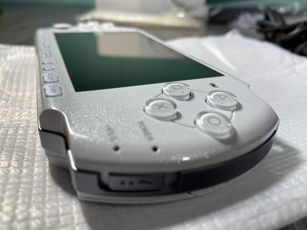 Sony Playstation Portable PSP - 3000 Pearl White, Video Gaming, Video ...