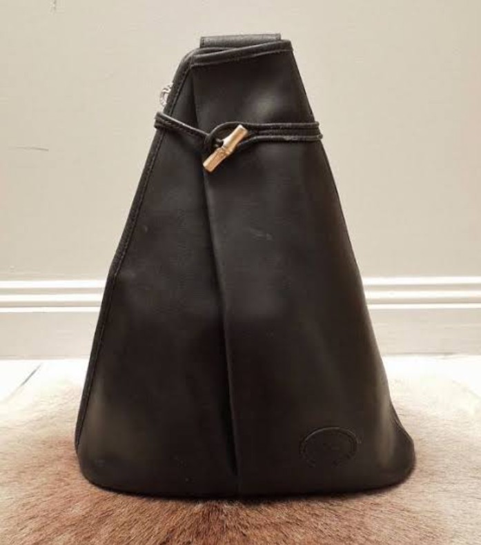 AUthentic Longchamp Vintage Roseau sling backpack, Men's Fashion, Bags ...