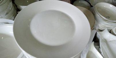 BODEGA SALE Ceramics BOWLS, Furniture & Home Living, Kitchenware ...