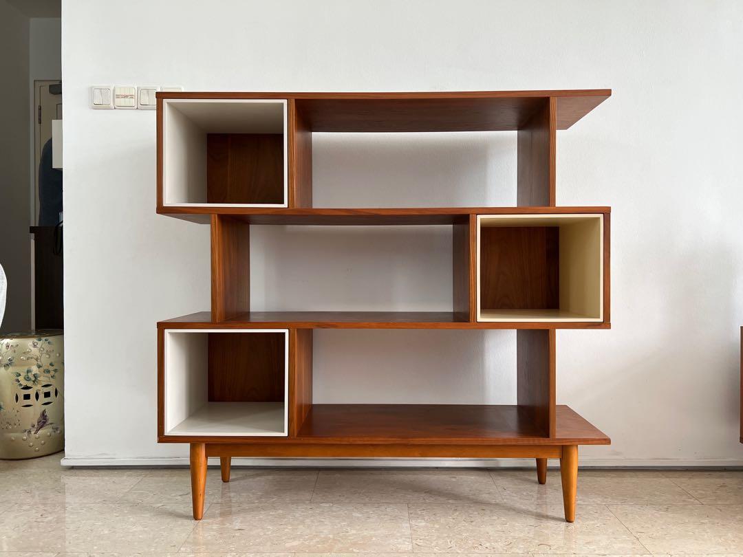 Castlery display shelf, Furniture & Home Living, Furniture, Shelves ...