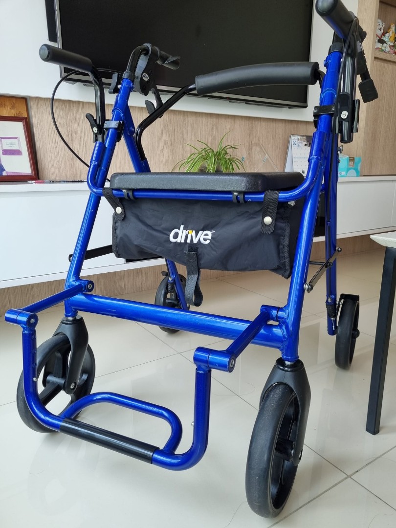 Drive Medical Duet Transport Wheelchair Rollator Walker, Health ...