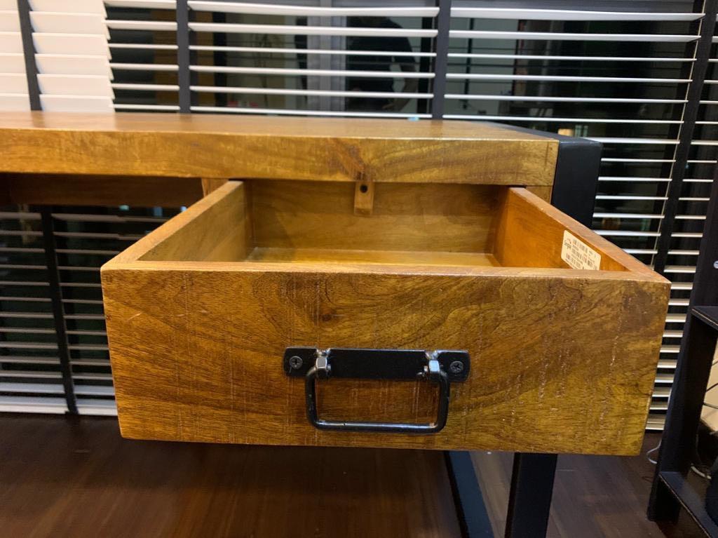 Elegant Computer Table, Furniture & Home Living, Furniture, Tables ...