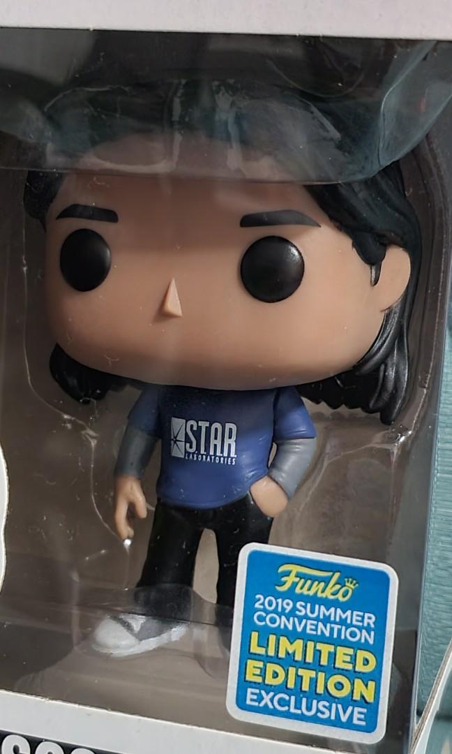 Funko Pop #853 Cisco Ramon, Hobbies & Toys, Toys & Games on Carousell
