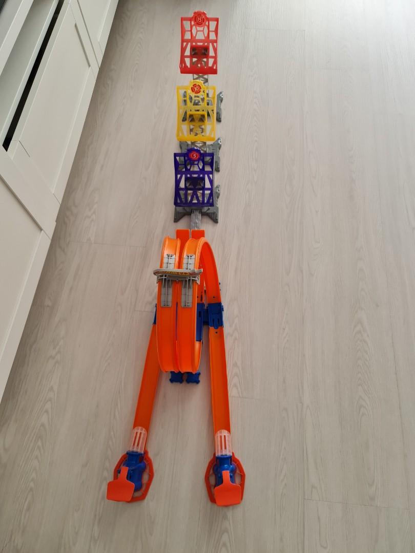 Hot Wheels Race Super Score Speedway Tracks, Hobbies & Toys, Toys ...