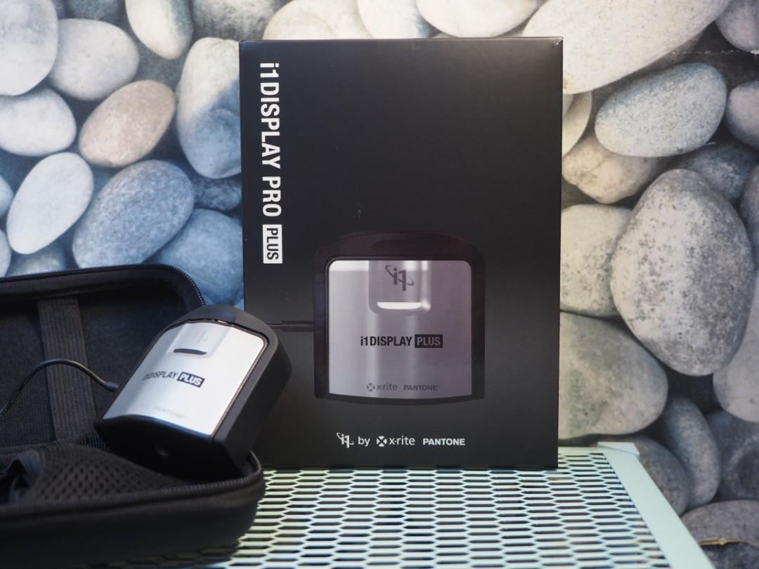 I1display pro plus calibrator, Photography, Cameras on Carousell