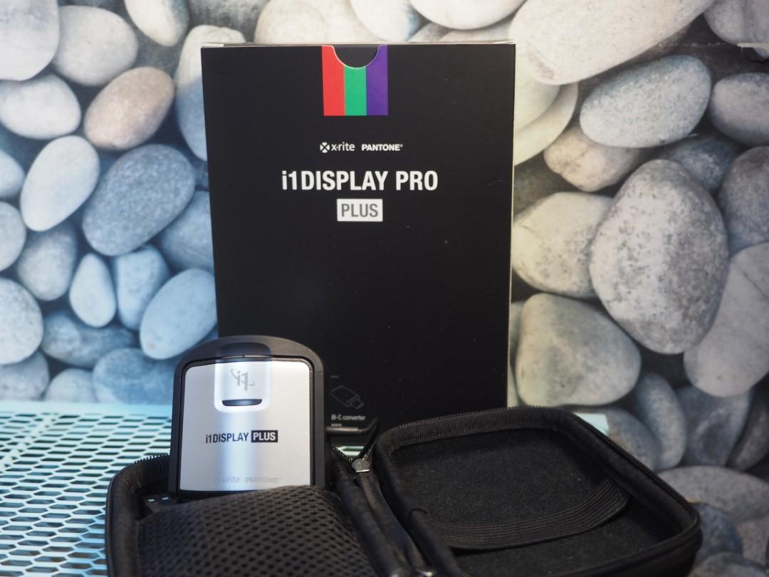 I1display pro plus calibrator, Photography, Cameras on Carousell