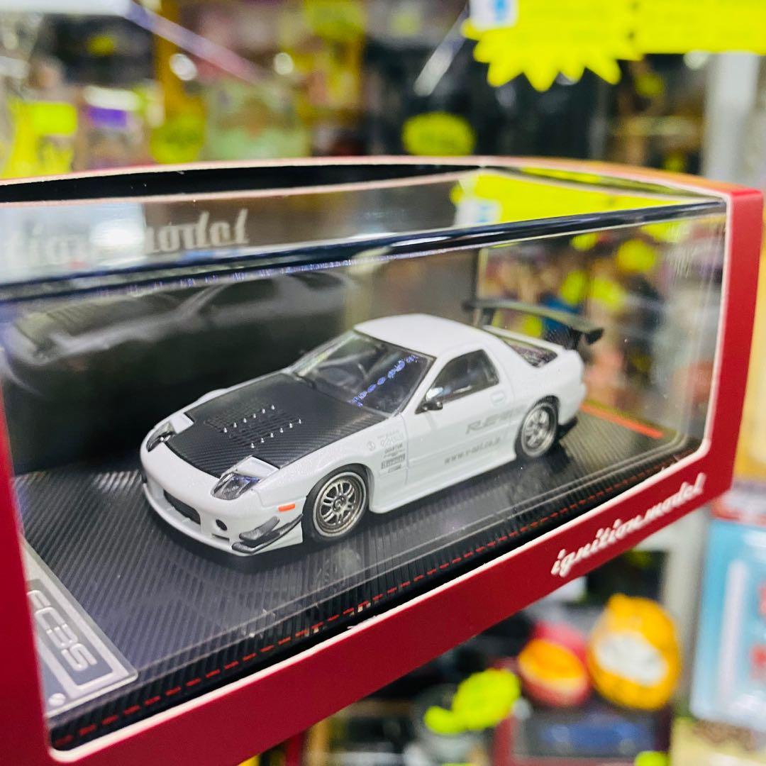 Ignition Model 1:64 Die-cast Model IG2493 Mazda RX-7 FC3S RE Amemiya Pearl White IG 萬事得 雨宮 RX7 ...