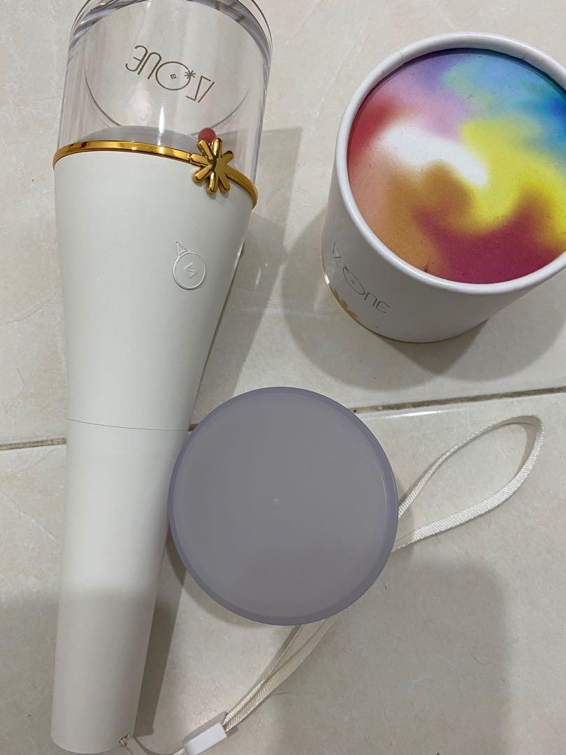 IZ*ONE IZONE Lightstick Version 1, Hobbies & Toys, Collectibles ...