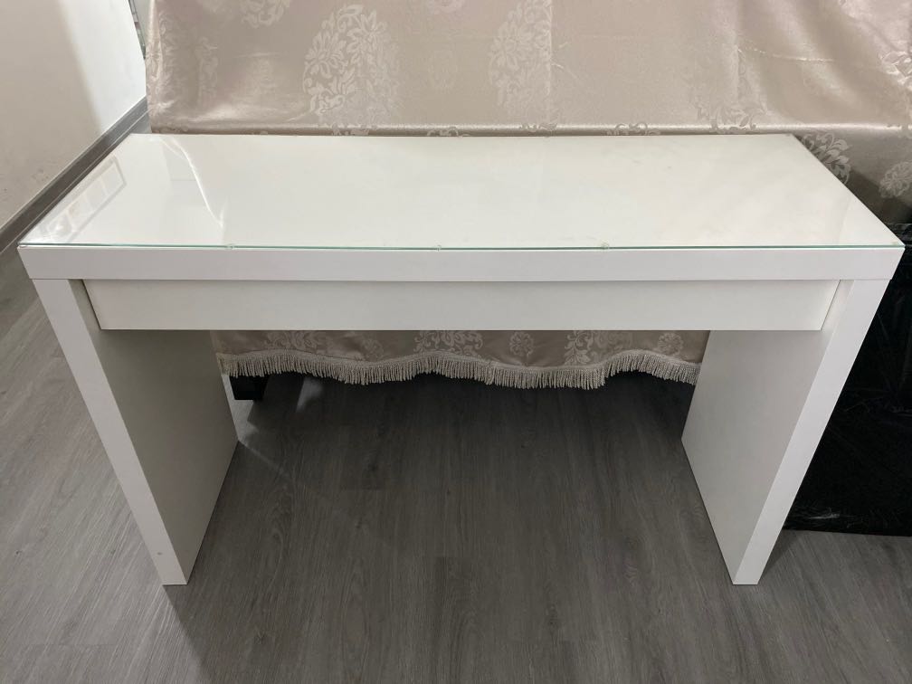 Malm Dressing Table w/ Glass Top (White), Furniture & Home Living ...