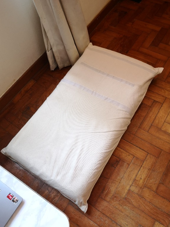 Muji Legless Tatami Floor Chair Small, Furniture & Home Living ...