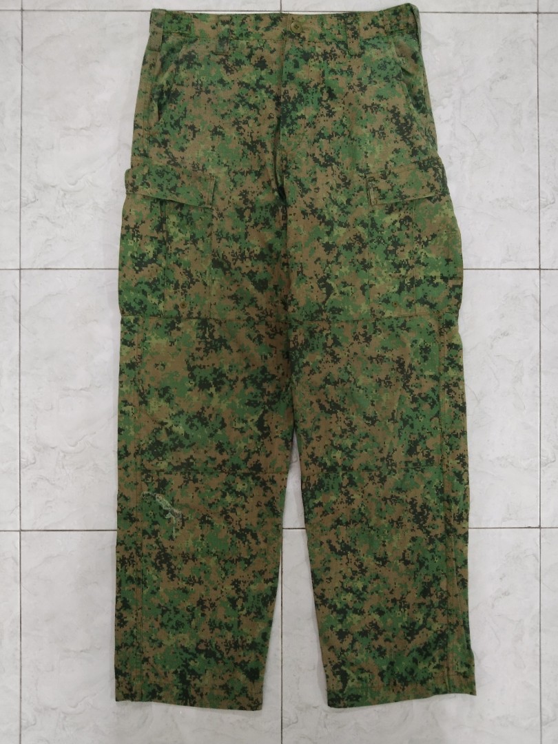 SAF Pixelated Trouser (PS18), Men's Fashion, Bottoms on Carousell