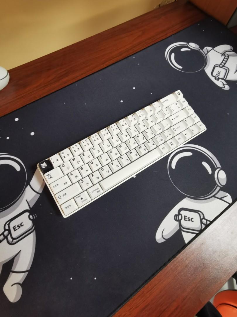 Tester 68 (White and Black Theme) Custom Wireless Mechanical Keyboard ...