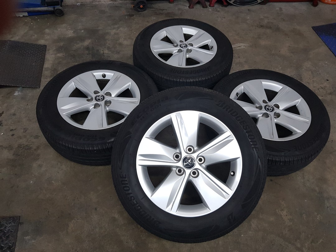 Used Original 17" Toyota Harrier Rims And Tyres, Car Accessories, Tyres ...