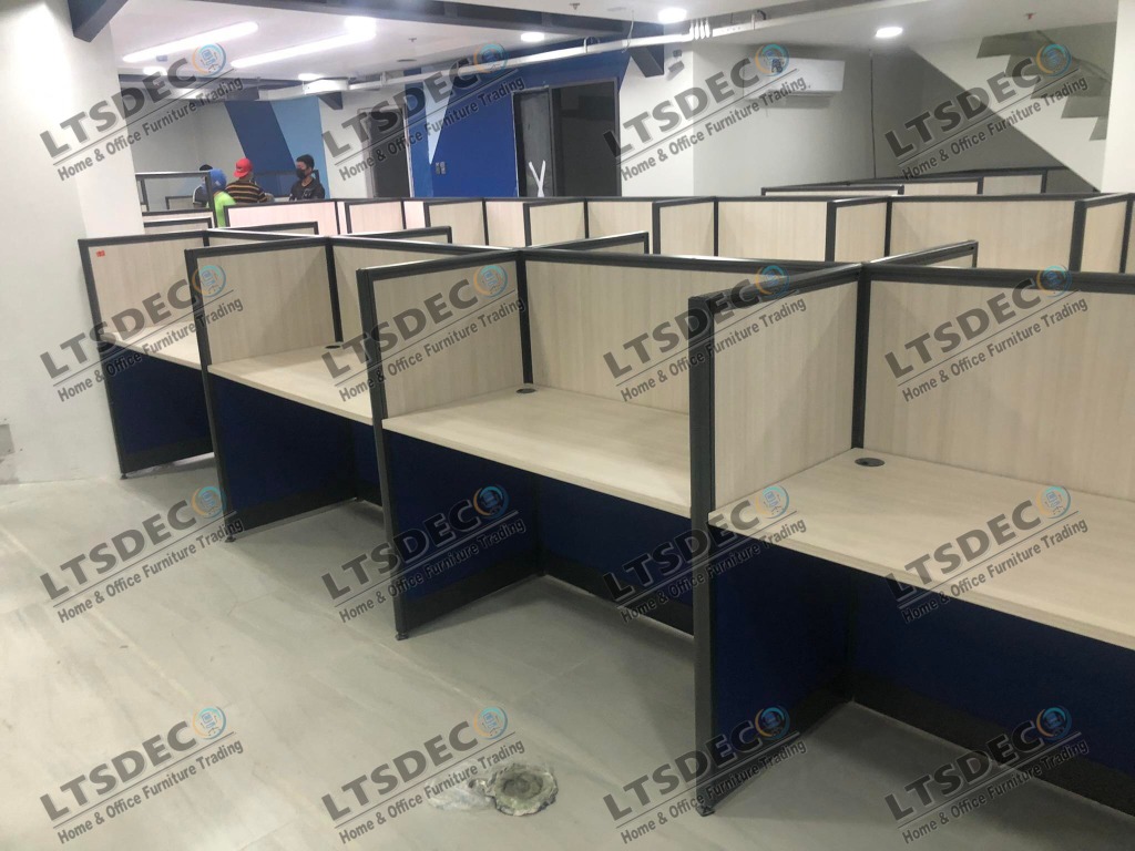 WORKSTATION TABLE WITH SHARING PANEL OFFICE PARTITIONS, Furniture ...