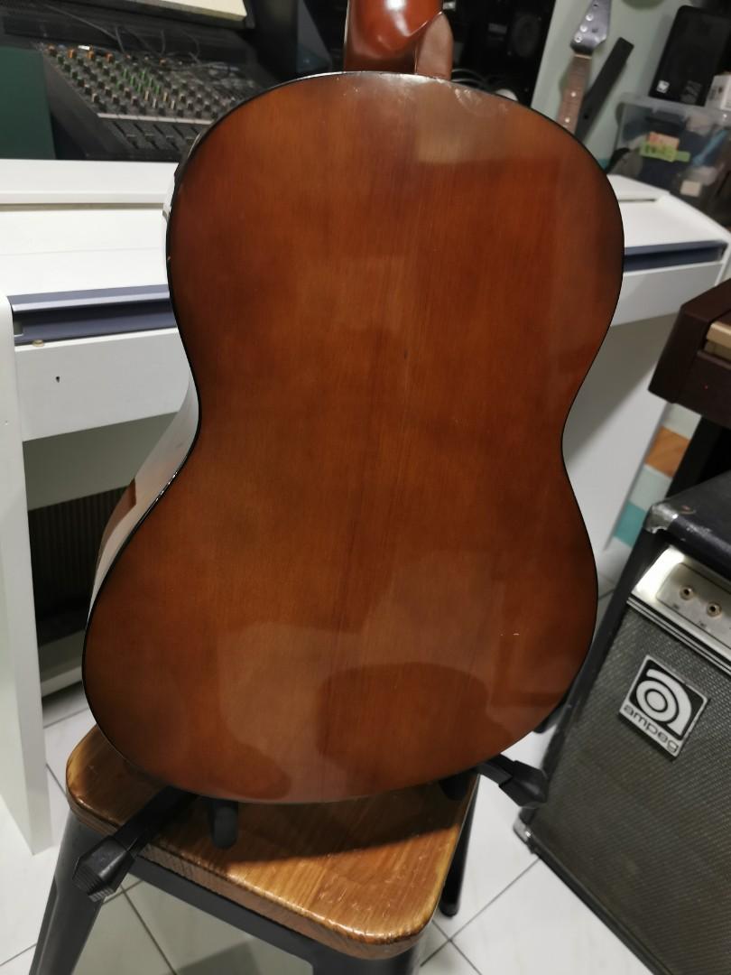 Yamaha cs40j junior classical guitar, Hobbies & Toys, Music & Media, Musical Instruments on ...