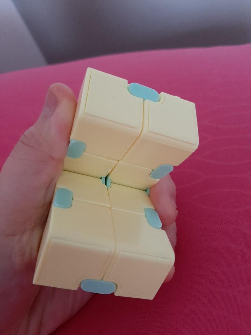 Yellow & blue infinity cube, Hobbies & Toys, Toys & Games on Carousell