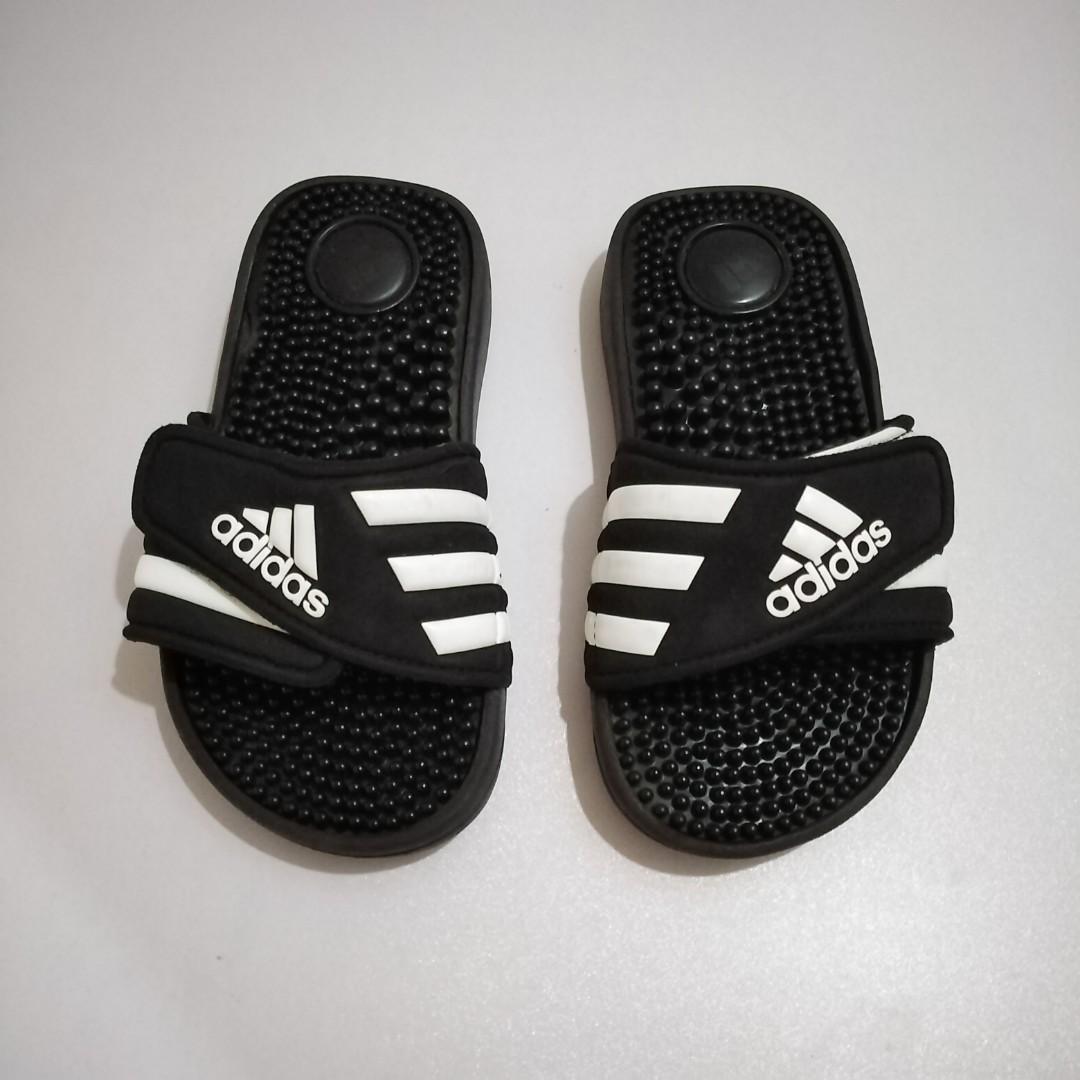 Adidas Slippers for Kids, Babies & Kids, Babies & Kids Fashion on Carousell