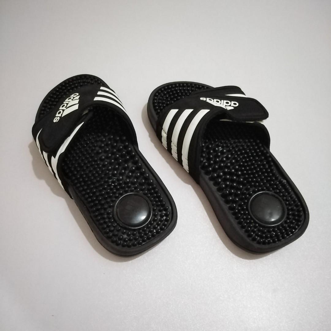 Adidas Slippers for Kids, Babies & Kids, Babies & Kids Fashion on Carousell