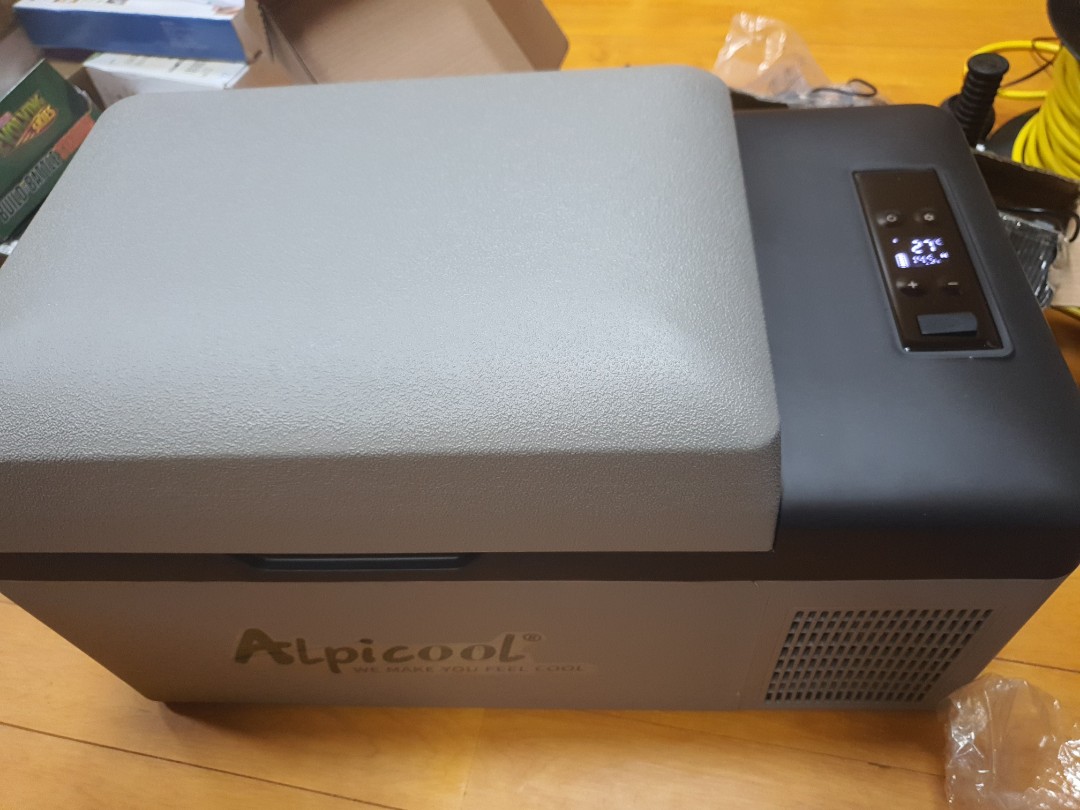 Alpicool 20L portable freezer, TV & Home Appliances, Kitchen Appliances ...