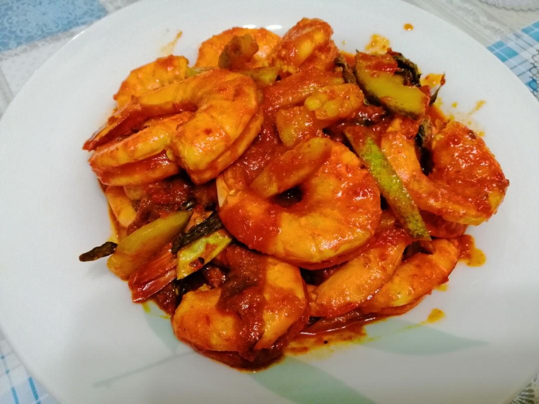 Asam prawn, Food & Drinks, Local Eats on Carousell