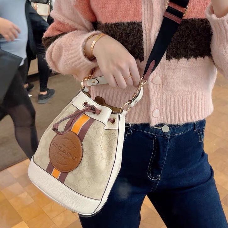 Coach Dempsey Sling Bag, Women's Fashion, Bags & Wallets, Cross-body ...