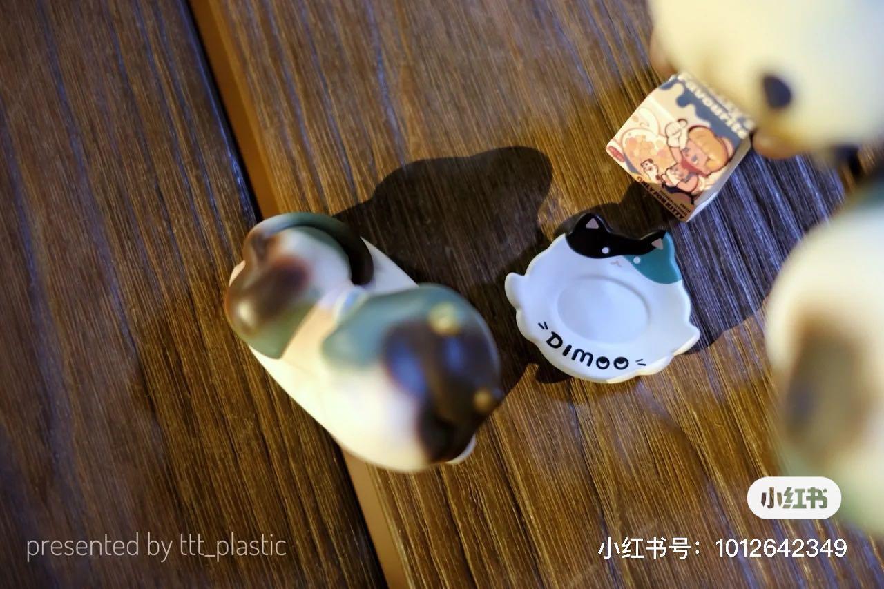 Dimoo Blue Calico and dimoo Siamese Cat, Hobbies & Toys, Toys & Games ...