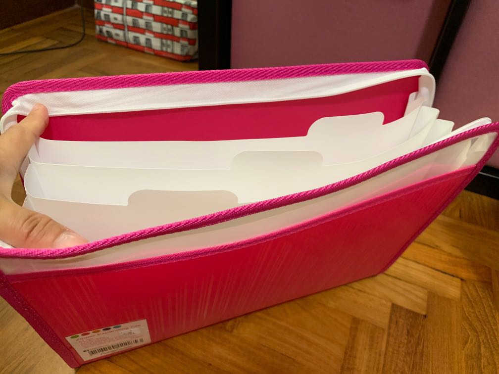 Foldermate zipper expanding file, Everything Else on Carousell