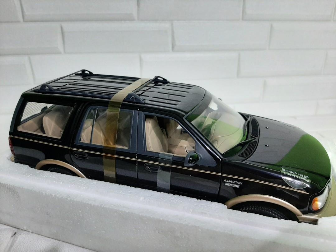 Ford Expedition '98 diecast toy car, Hobbies & Toys, Toys & Games on ...