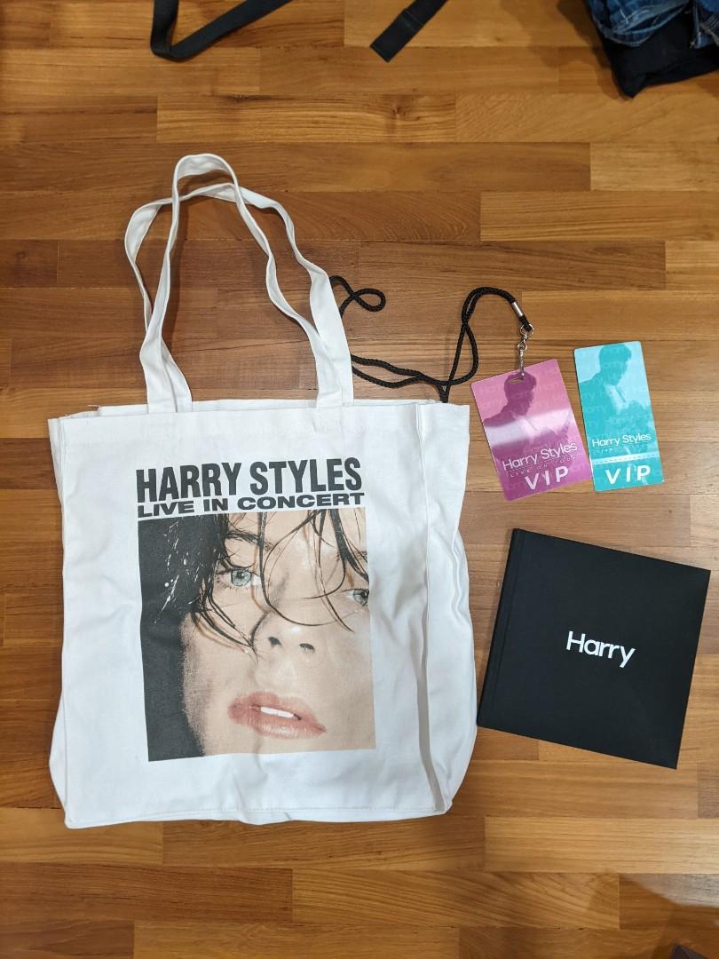 Harry Styles Official Concert Merch VIP (Totebag, Photobook, VIP Pass ...