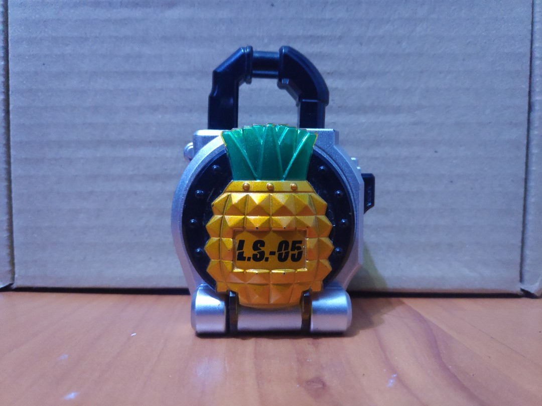 Kamen Rider Gaim Pineapple Lockseed DX on Carousell