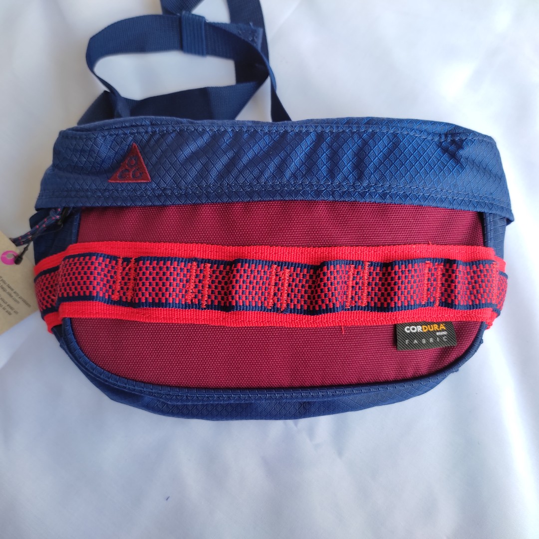 Nike ACG Karst pouch fanny pack waist bag , Men's Fashion, Bags, Belt ...
