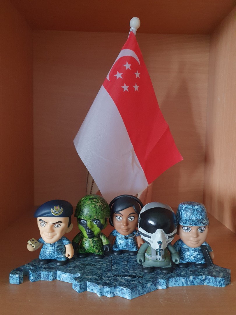 SAF soldier miniature, Hobbies & Toys, Memorabilia & Collectibles, Fan ...