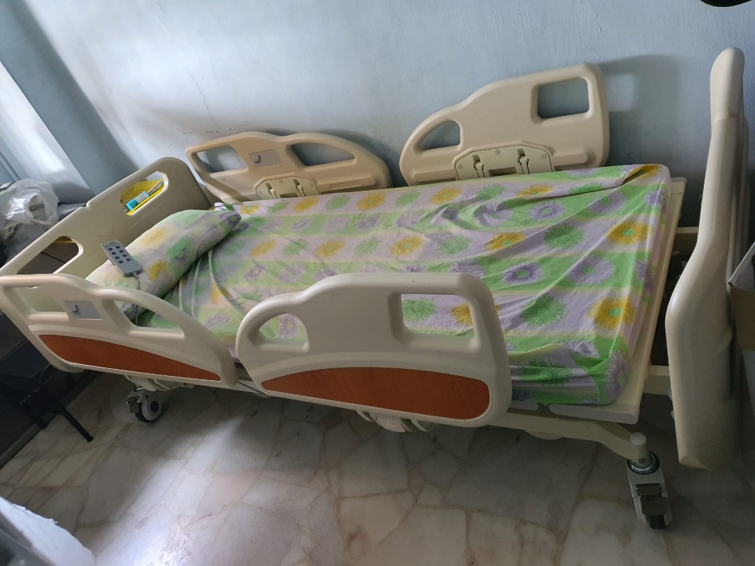 T Motion Home Care Bed Motorised 3-Crank Split Rails Allura II ...
