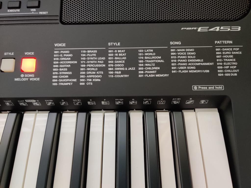 Yamaha PSR-E453 Keyboard Set, Hobbies & Toys, Music & Media, Musical ...