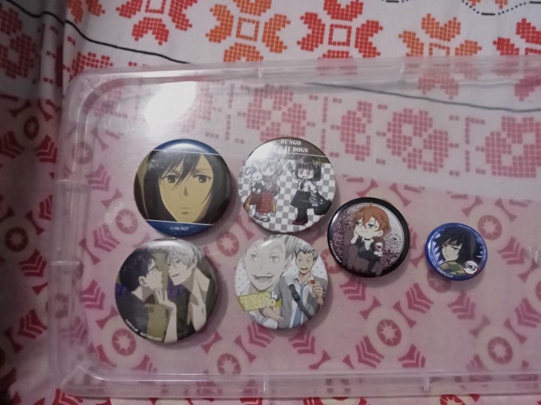 Anime badges. Attack on Titan, bungou stray dogs, demon slayer, haikyuu ...