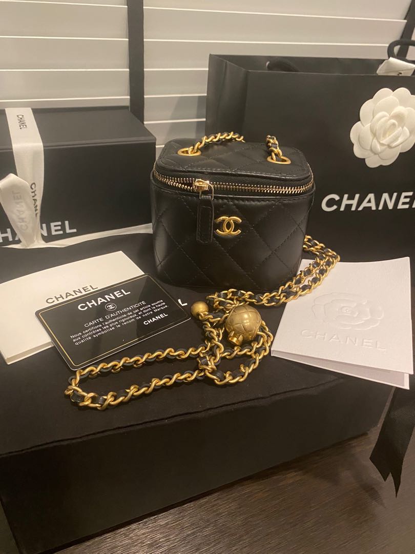 Chanel small vanity with chain pearl crush, Women's Fashion, Bags ...
