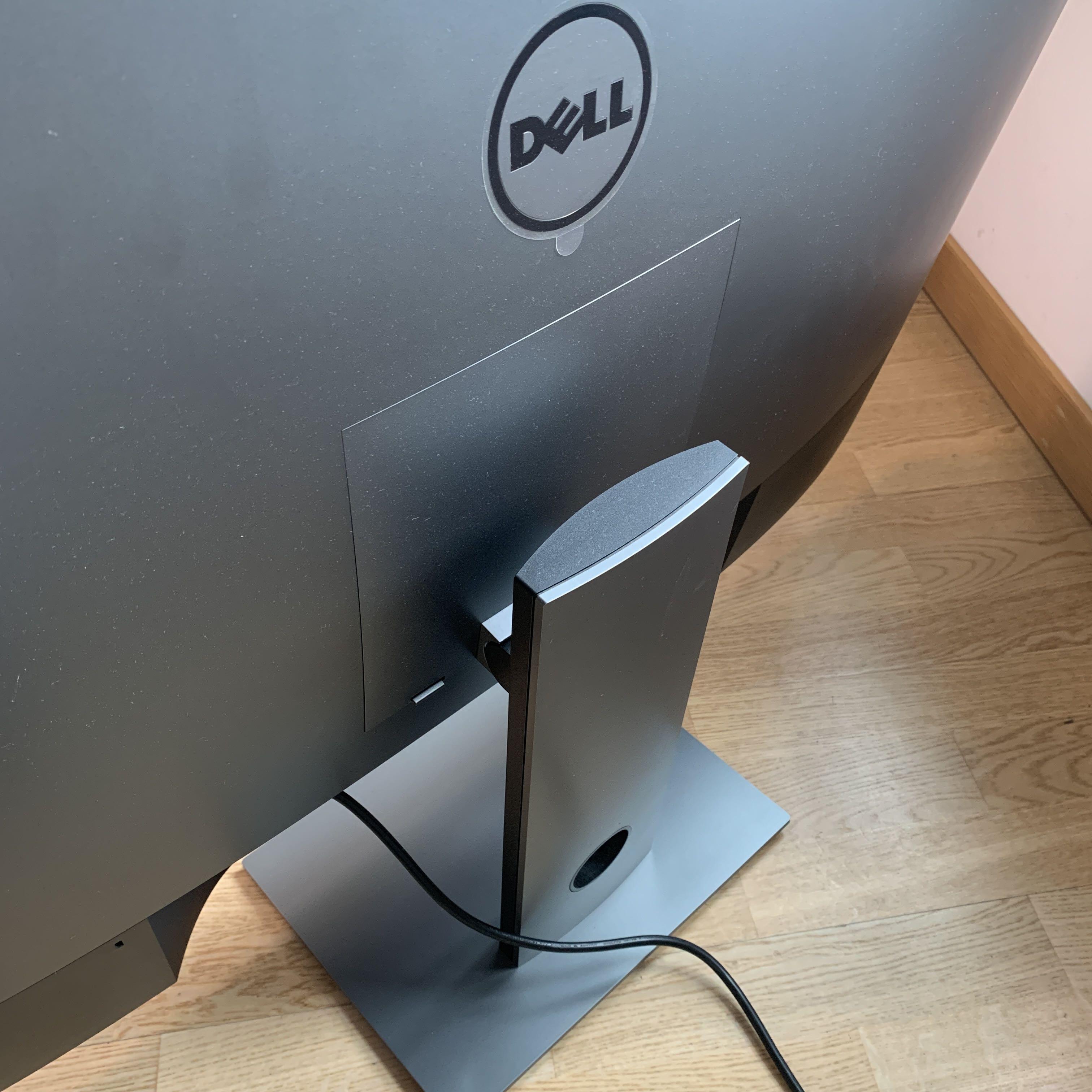 Dell 43 Ultra HD 4k Monitor P4317Q 43吋高清顯示器, 電腦＆科技, 商務用科技產品 - Carousell