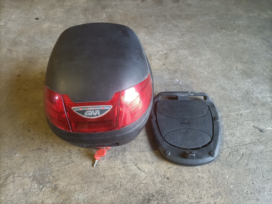 Givi slim box, Motorcycles, Motorcycle Accessories on Carousell