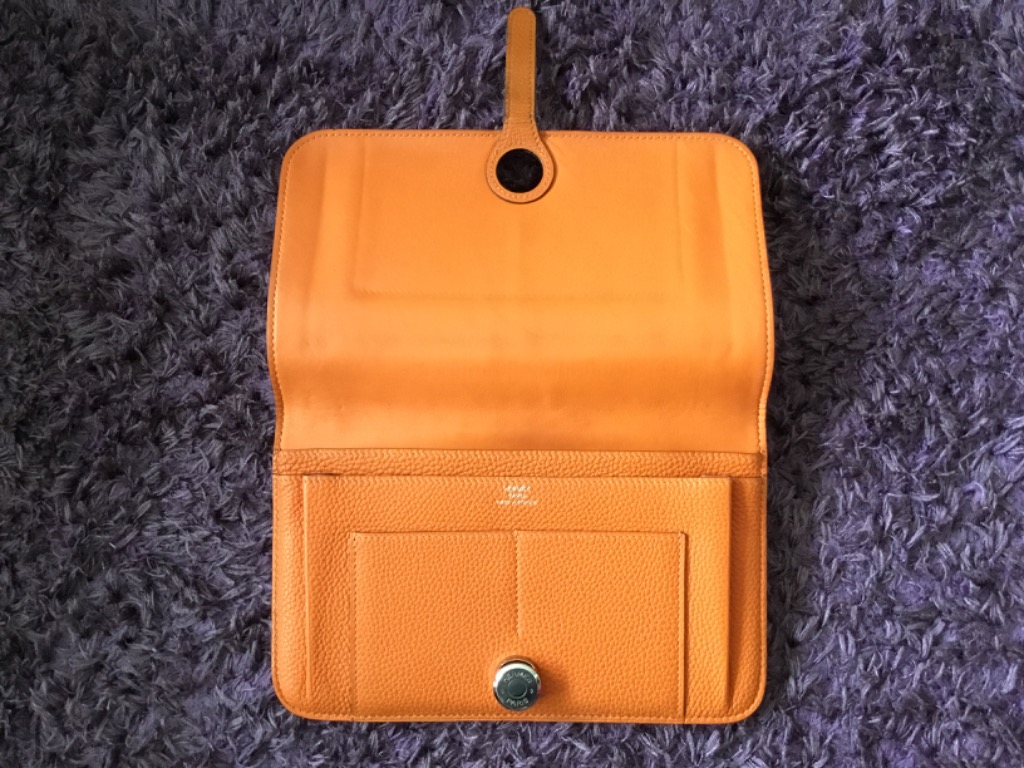 Hermes dongo duo wallet in Hermes orange color, Luxury, Bags & Wallets ...